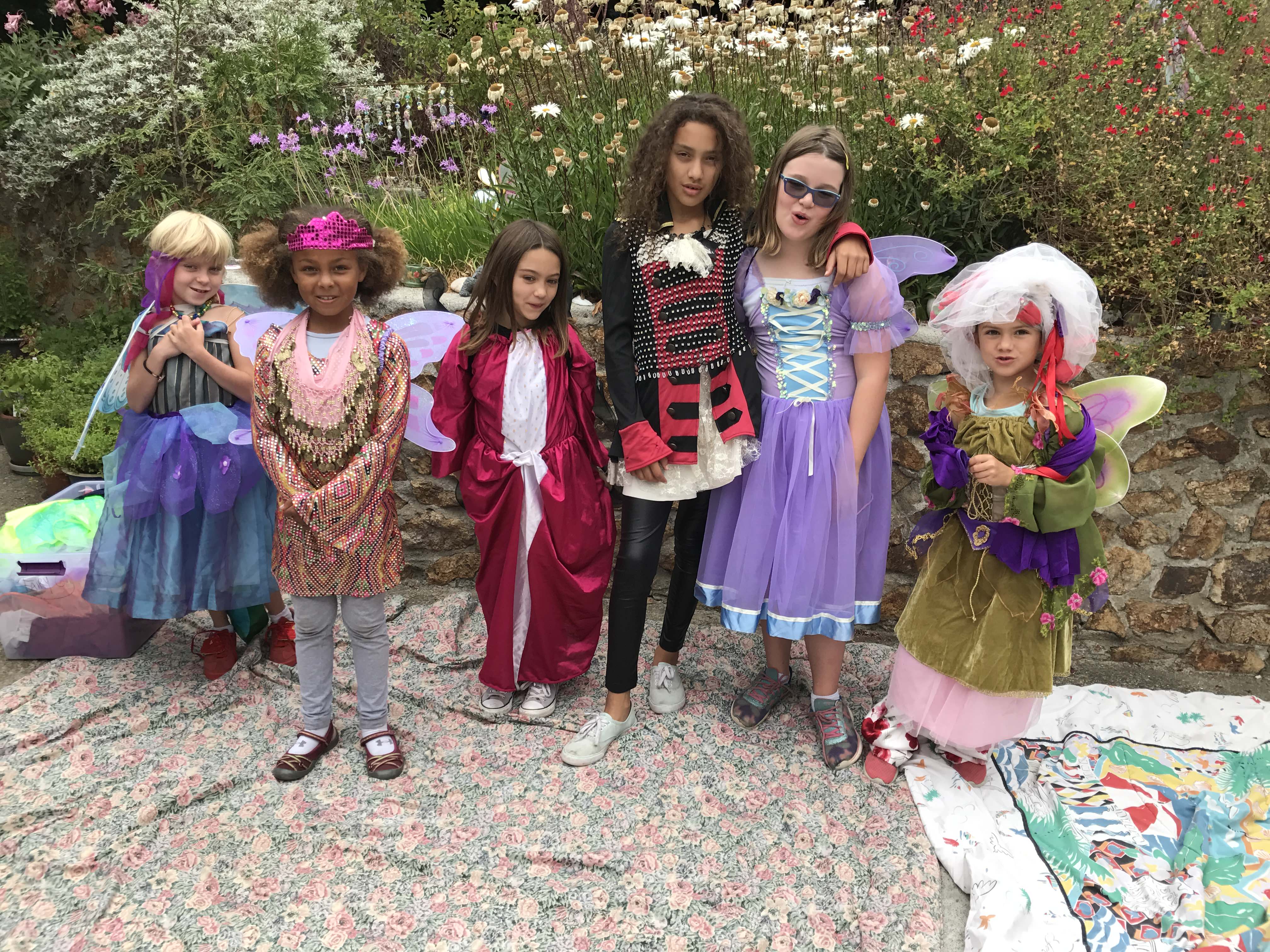 Photo Albums of Mary Ellen Hill's Classes and Workshops